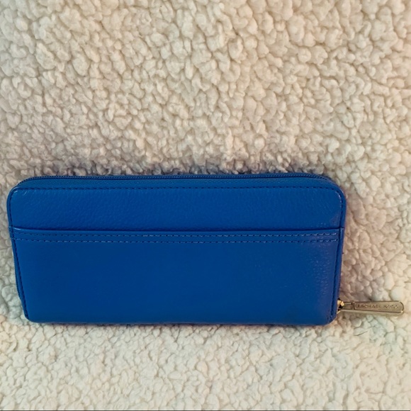 Michael Kors | Bags | Mk Electric Blue Saratoga Wallet | Poshmark